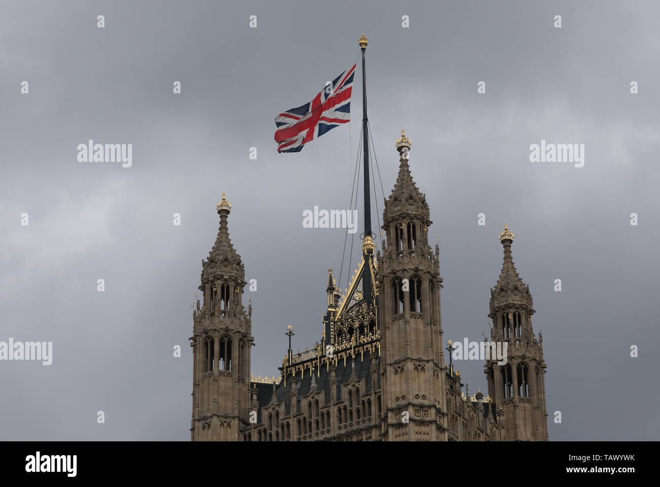 The Union flag flying above the Palace of Westminster, London Stock ...