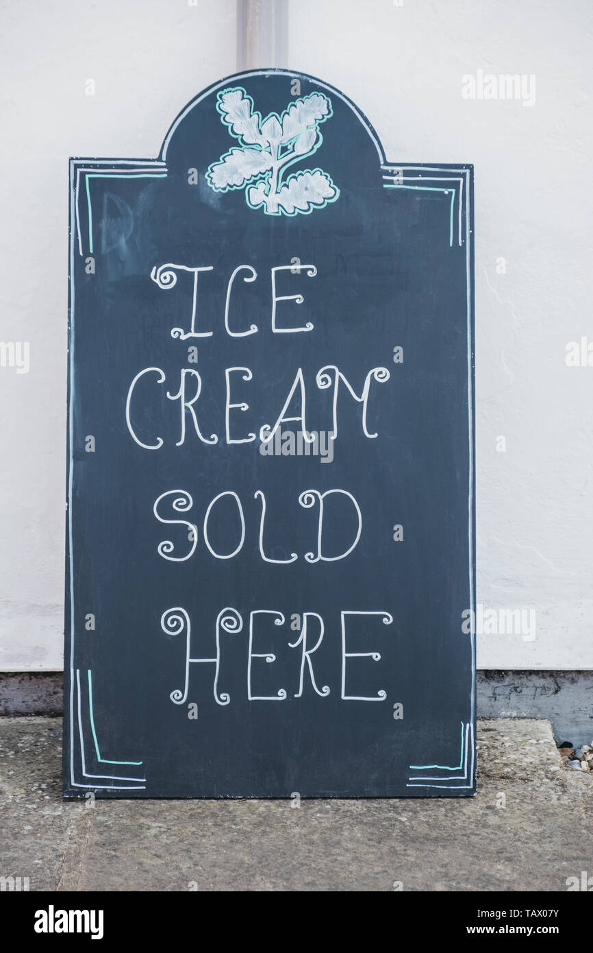 Ice Cream Signage High Resolution Stock Photography and Images - Alamy