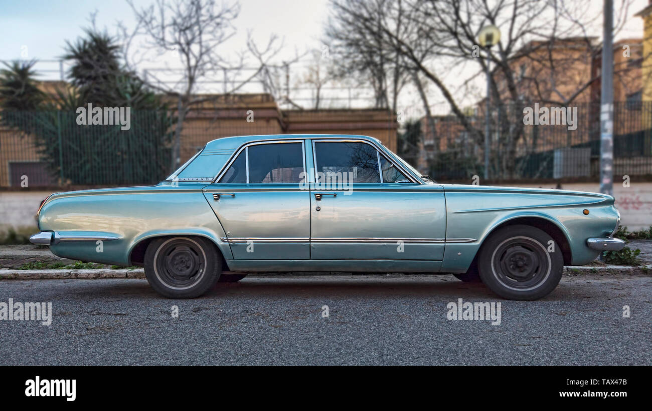 Valiant car hi-res stock photography and images - Alamy