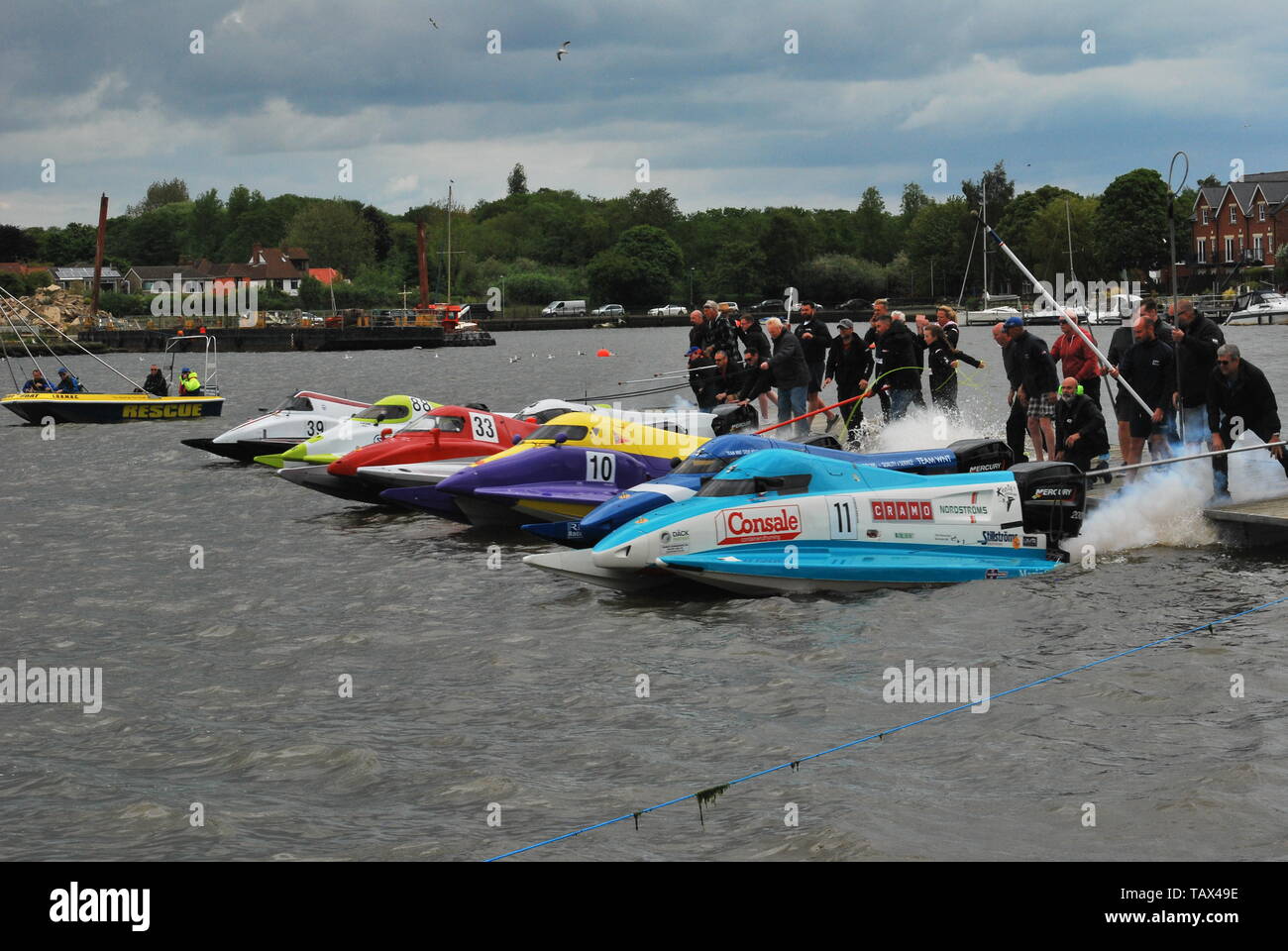 Powerboat Racing - Oulton Broad - Formula Grand Prix - Race Start Stock ...