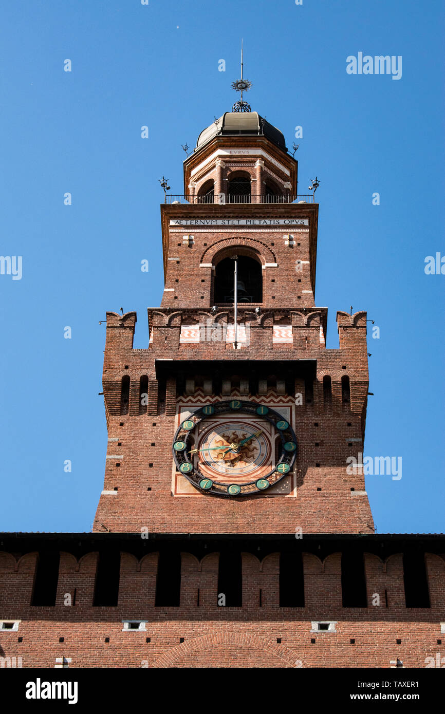 Milan: the Torre del Filarete, central tower of the Sforza Castle ...