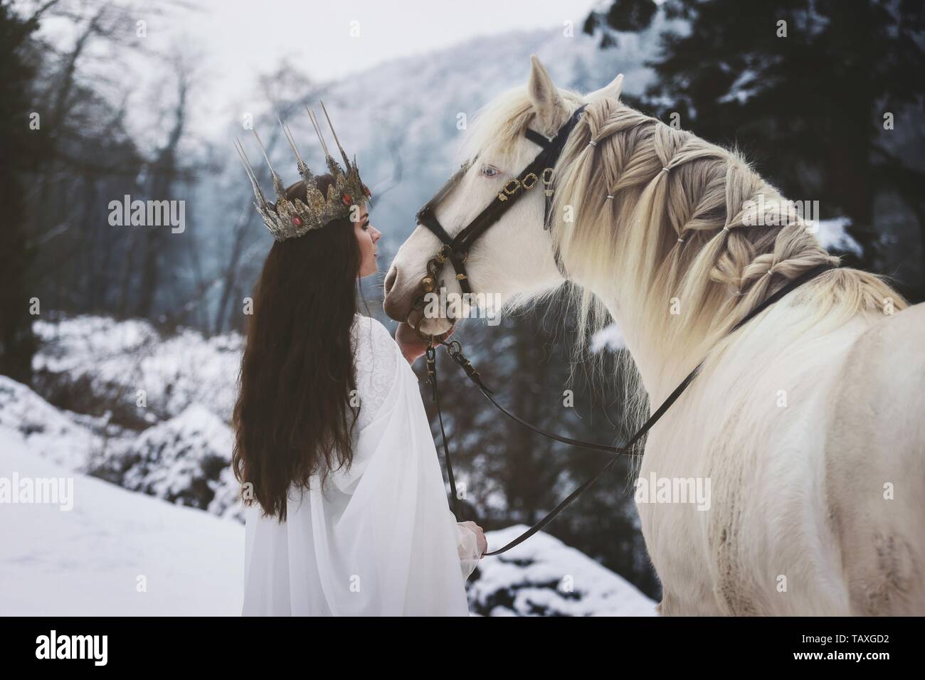 Women with horse crown hi-res stock photography and images - Alamy
