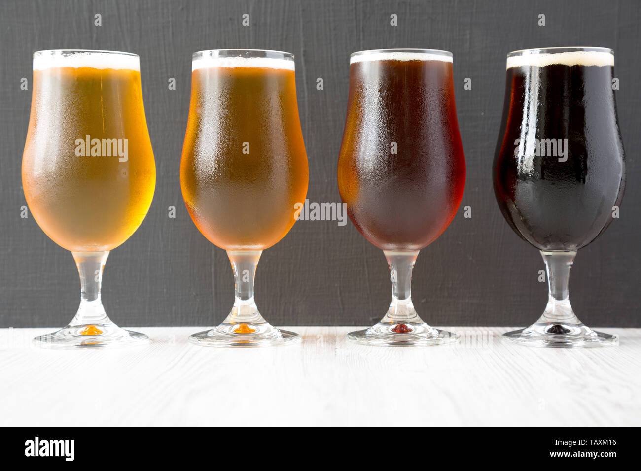 Brown liquid beer close up side view hi-res stock photography and ...