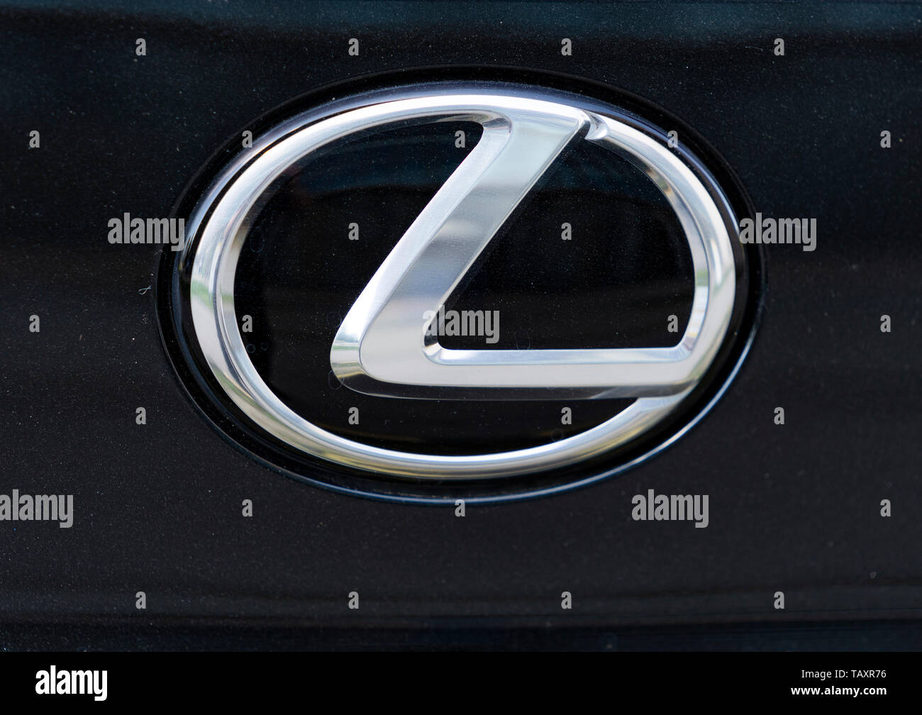 Lexus sign hi-res stock photography and images - Alamy