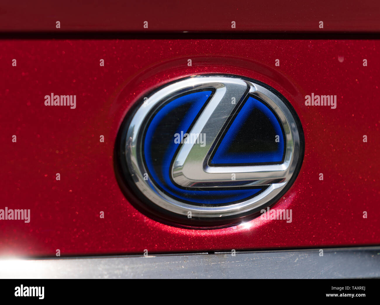 Lexus sign hi-res stock photography and images - Alamy
