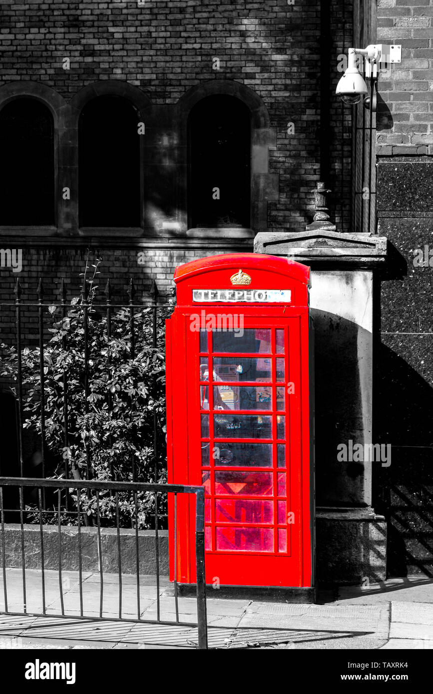Outdoor telephone box hi-res stock photography and images - Alamy