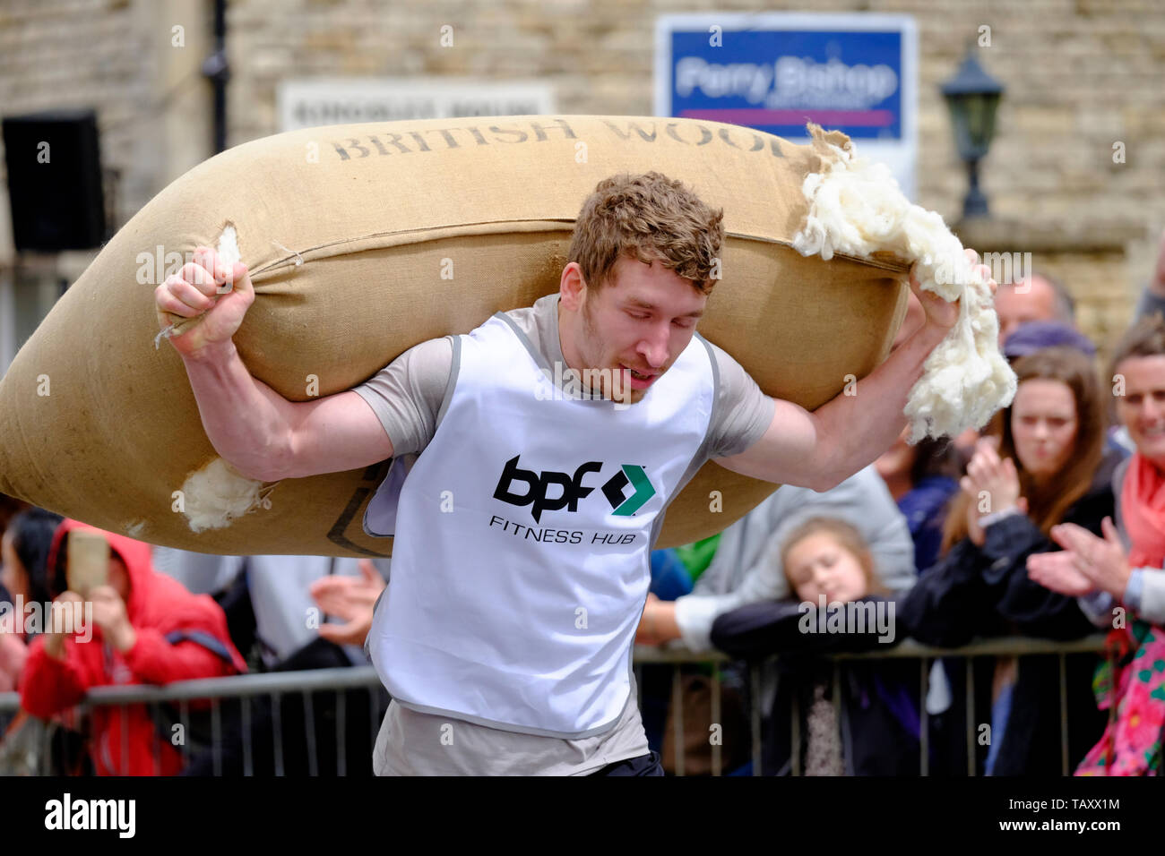 Tetbury Woolsack Races 2019 The Mens Race Stock Photo - Alamy