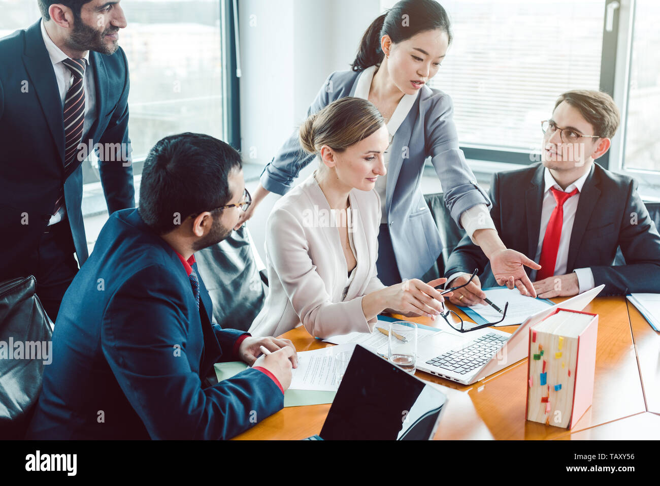 Business strategy advisor hi-res stock photography and images - Alamy