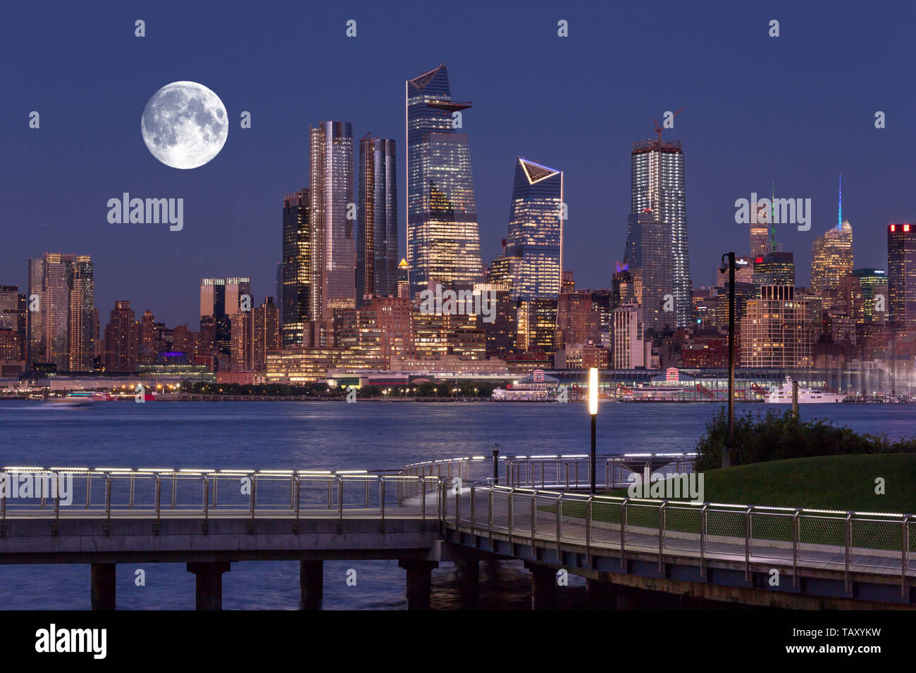 HUDSON YARDS SKYLINE MANHATTAN HUDSON RIVER NEW YORK CITY FROM ...