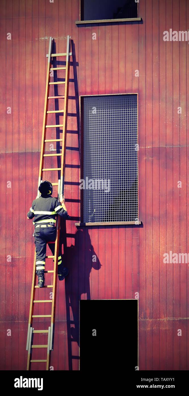 Working with step ladders hi-res stock photography and images - Alamy