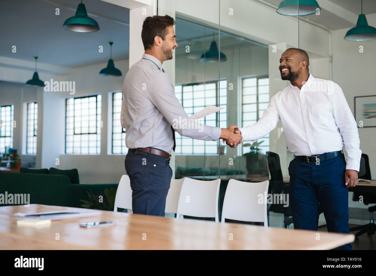 Thanking a coworker hi-res stock photography and images - Alamy