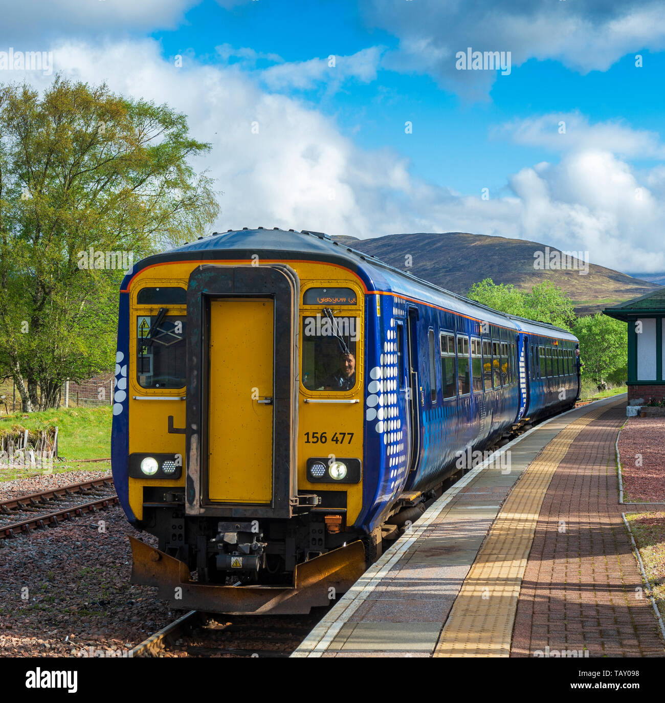 Kinross carriage hi-res stock photography and images - Alamy