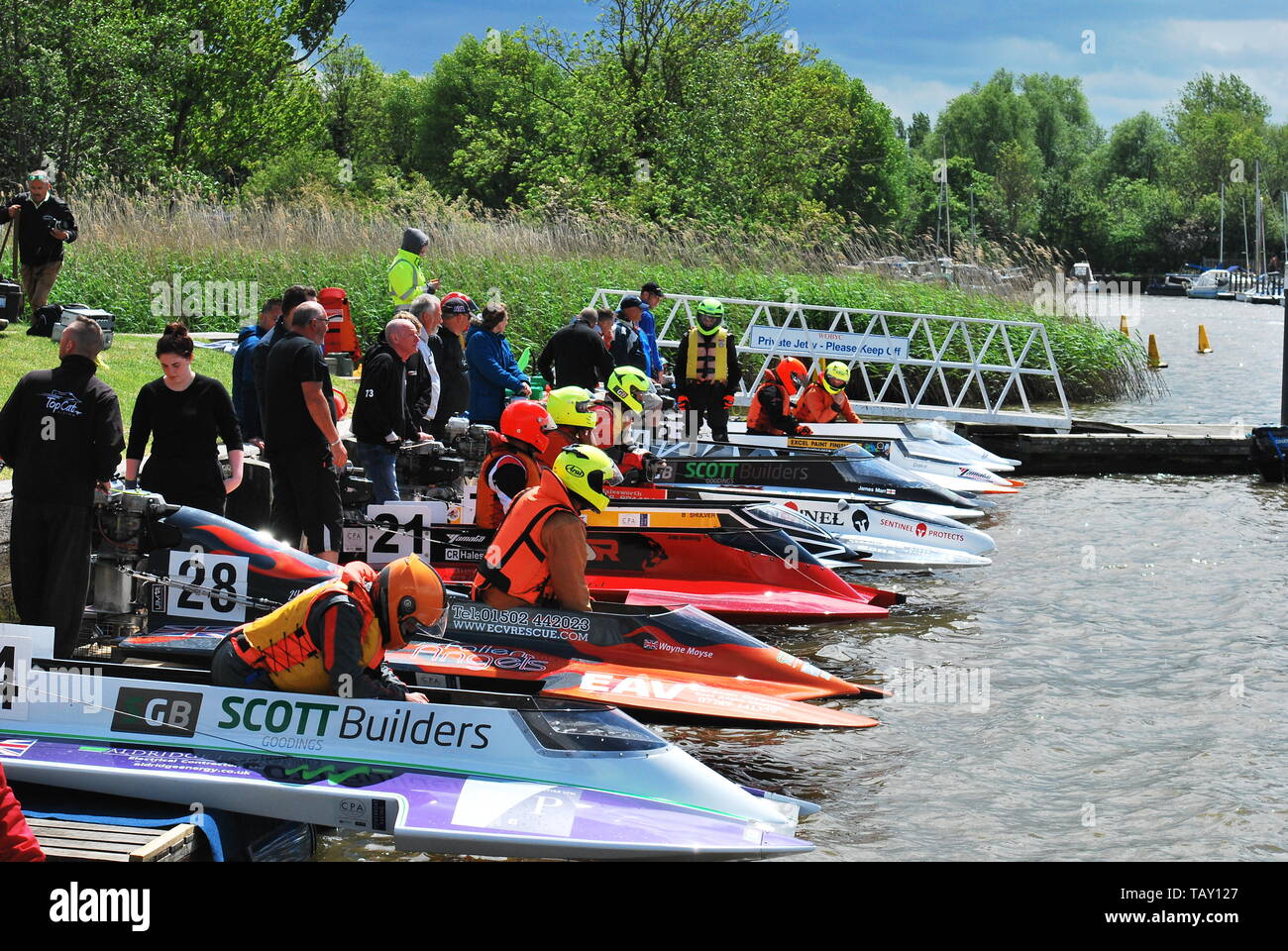 Hydroplane powerboat hi-res stock photography and images - Alamy