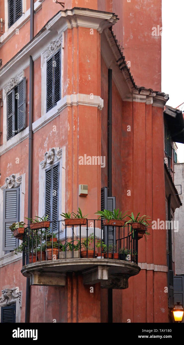 Round balcony hi-res stock photography and images - Alamy