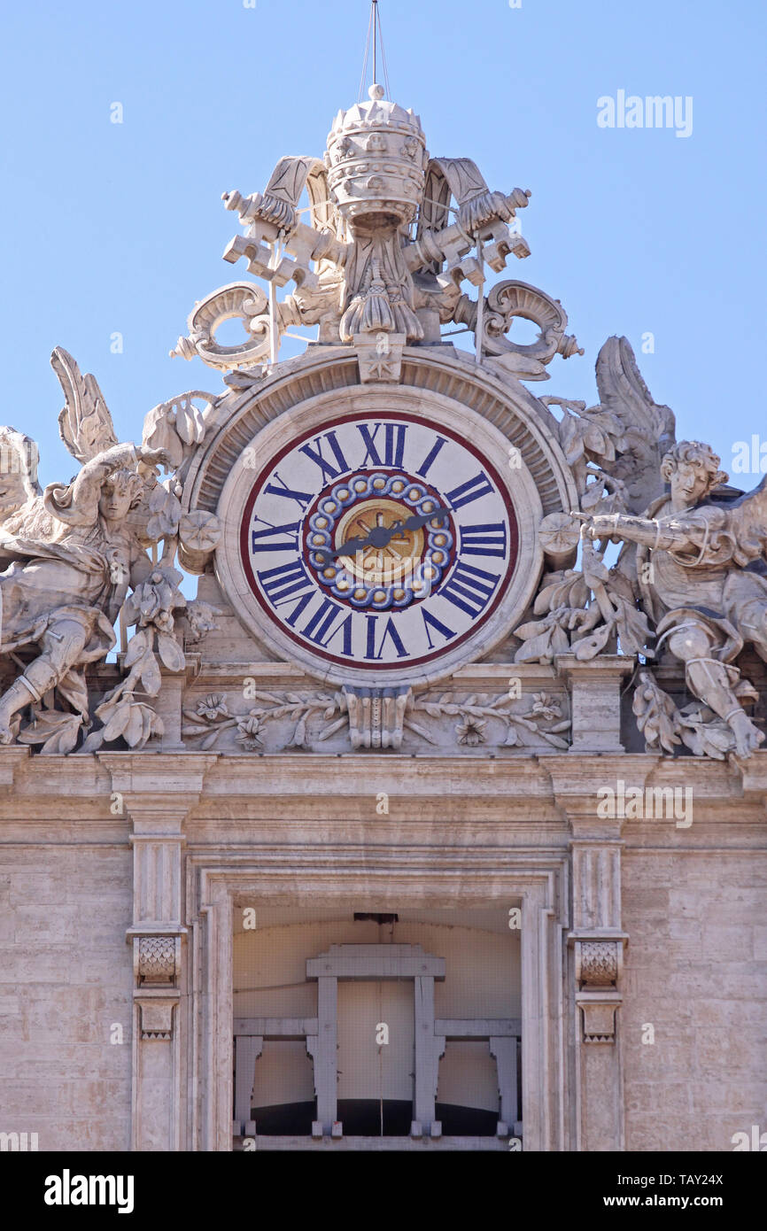 Big Clock at Saint Peter Basilica in Vatican Stock Photo - Alamy