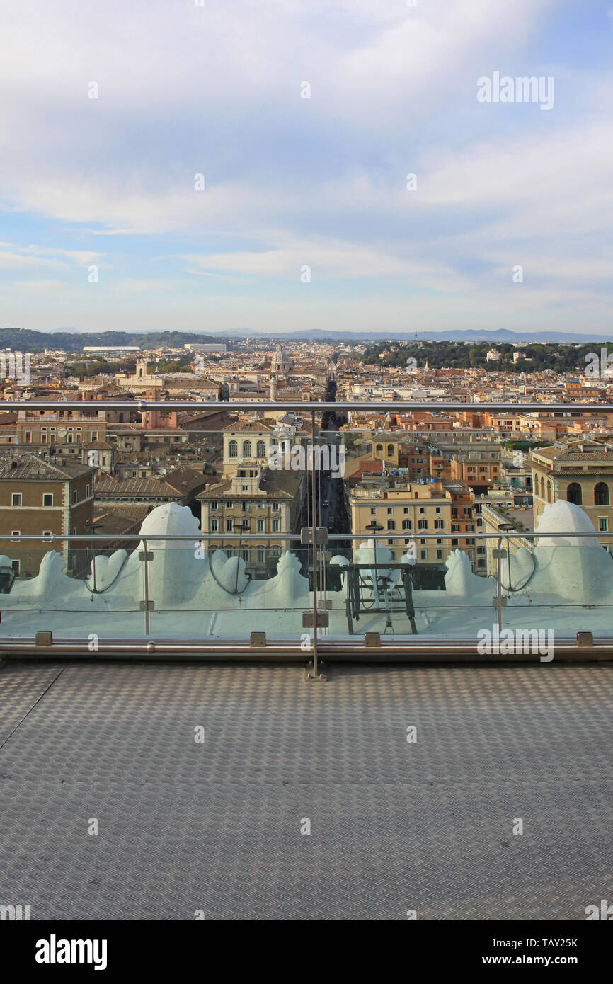 Viewing platform italy hi-res stock photography and images - Alamy