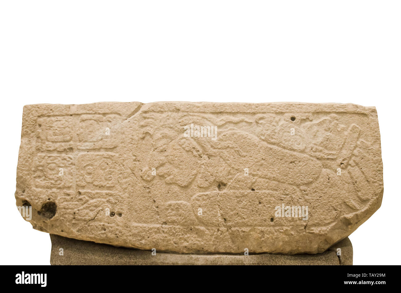 Ancient mayan stone sculpture head hi-res stock photography and images ...