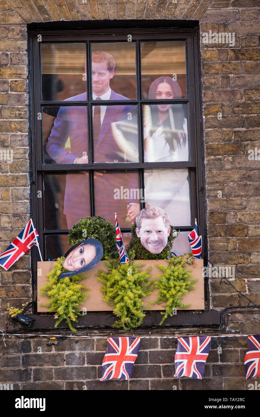 Windsor, historic town and residence to the Royal Family at Windsor ...