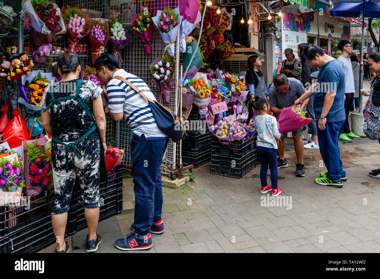 Local People Shopping At The Flower Market, Hong Kong, China Stock ...