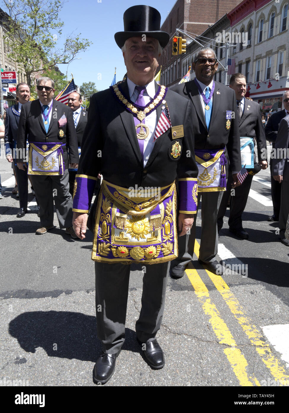 Free & Accepted Masons march in The Kings County 152nd Memorial Parade ...