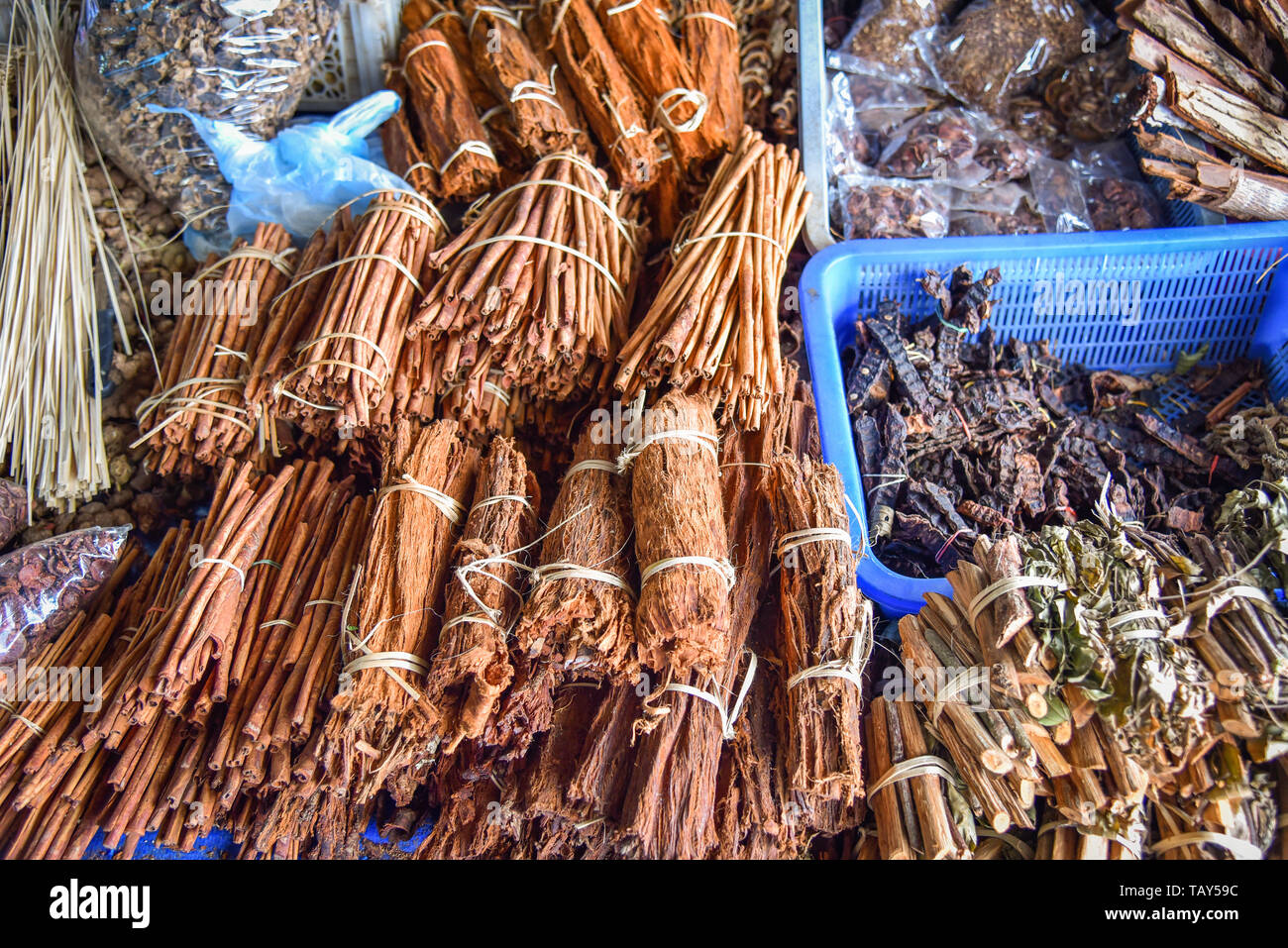 Neem tree bark hi-res stock photography and images - Alamy