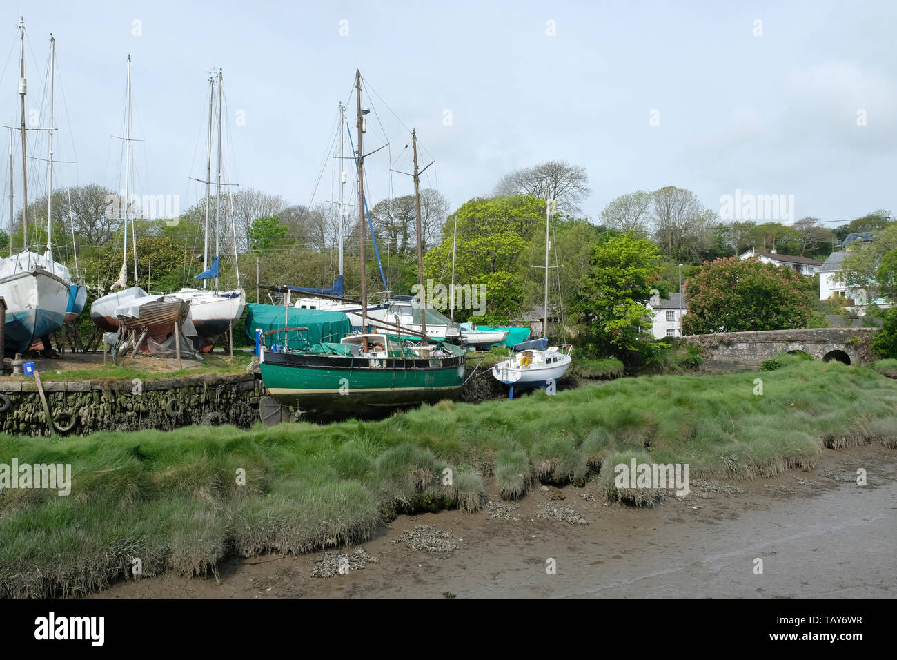 River at gweek hi-res stock photography and images - Alamy