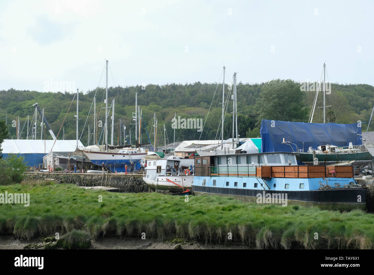 River at gweek hi-res stock photography and images - Alamy