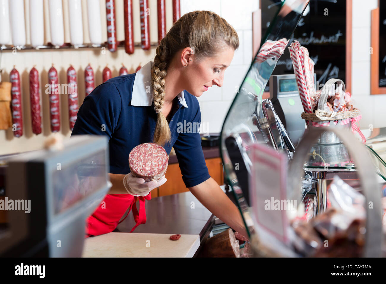 Meat on display in butcher hi-res stock photography and images - Alamy