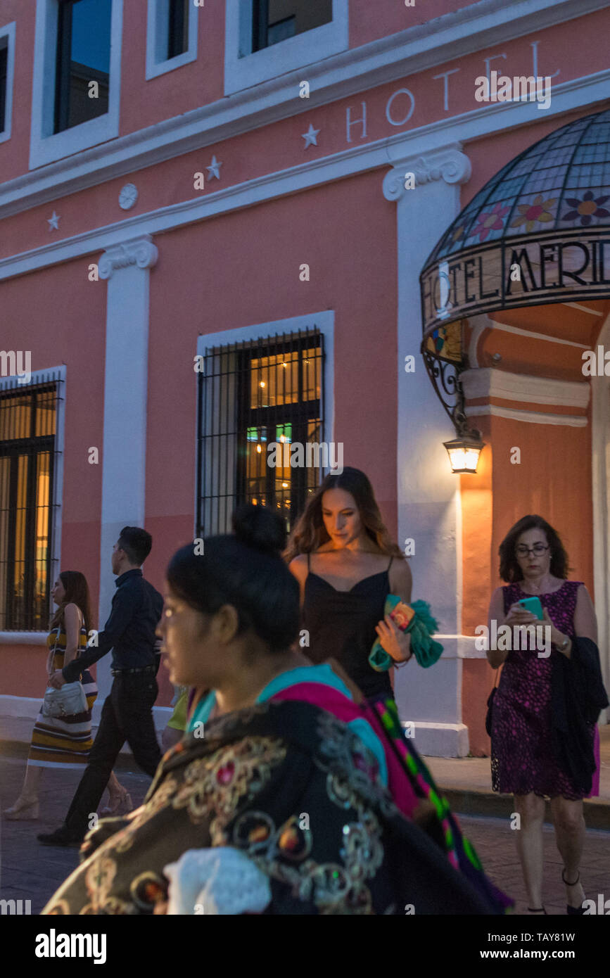 Mexican indian women hi-res stock photography and images - Alamy