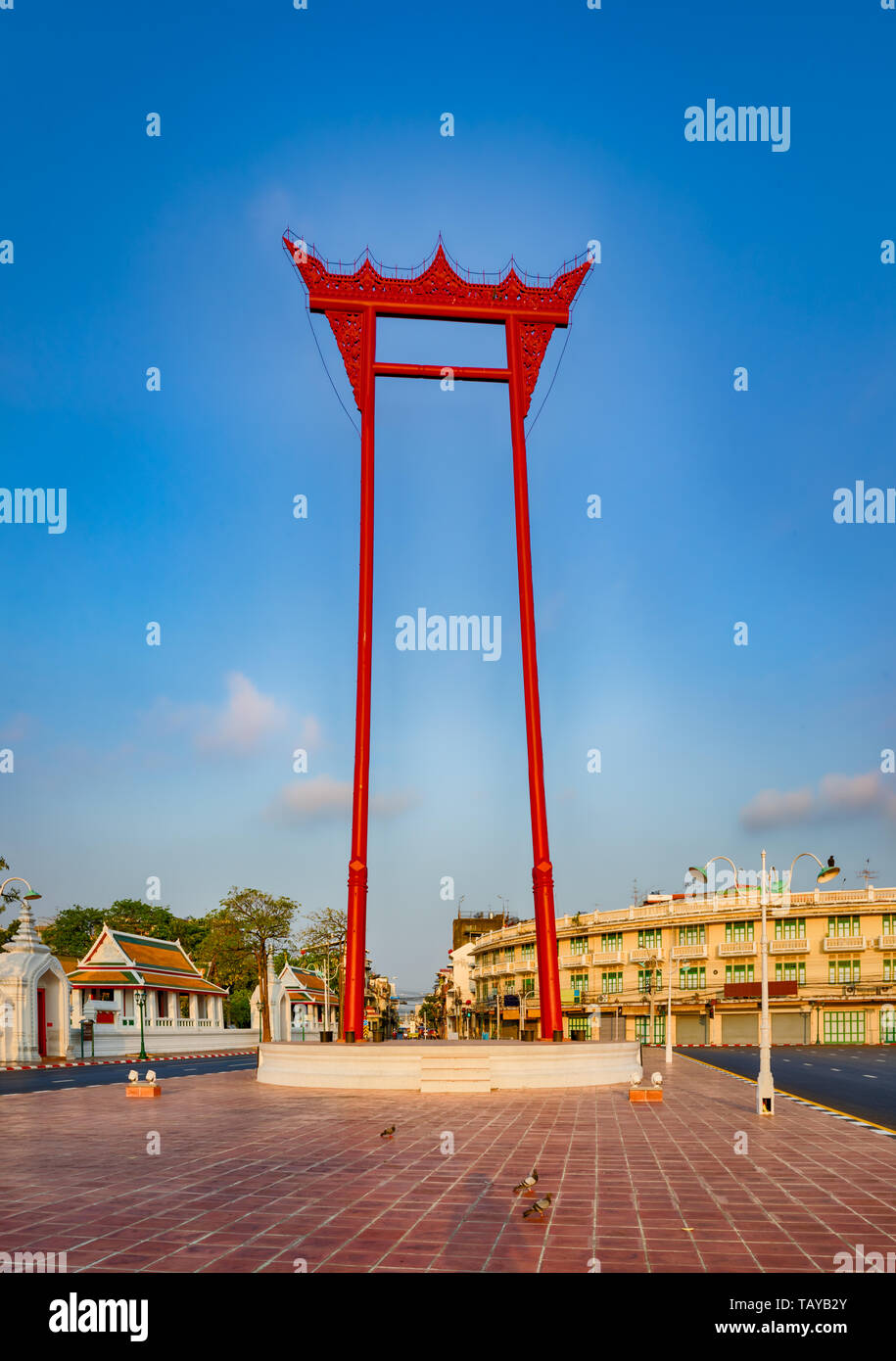 Religious structure hi-res stock photography and images - Alamy