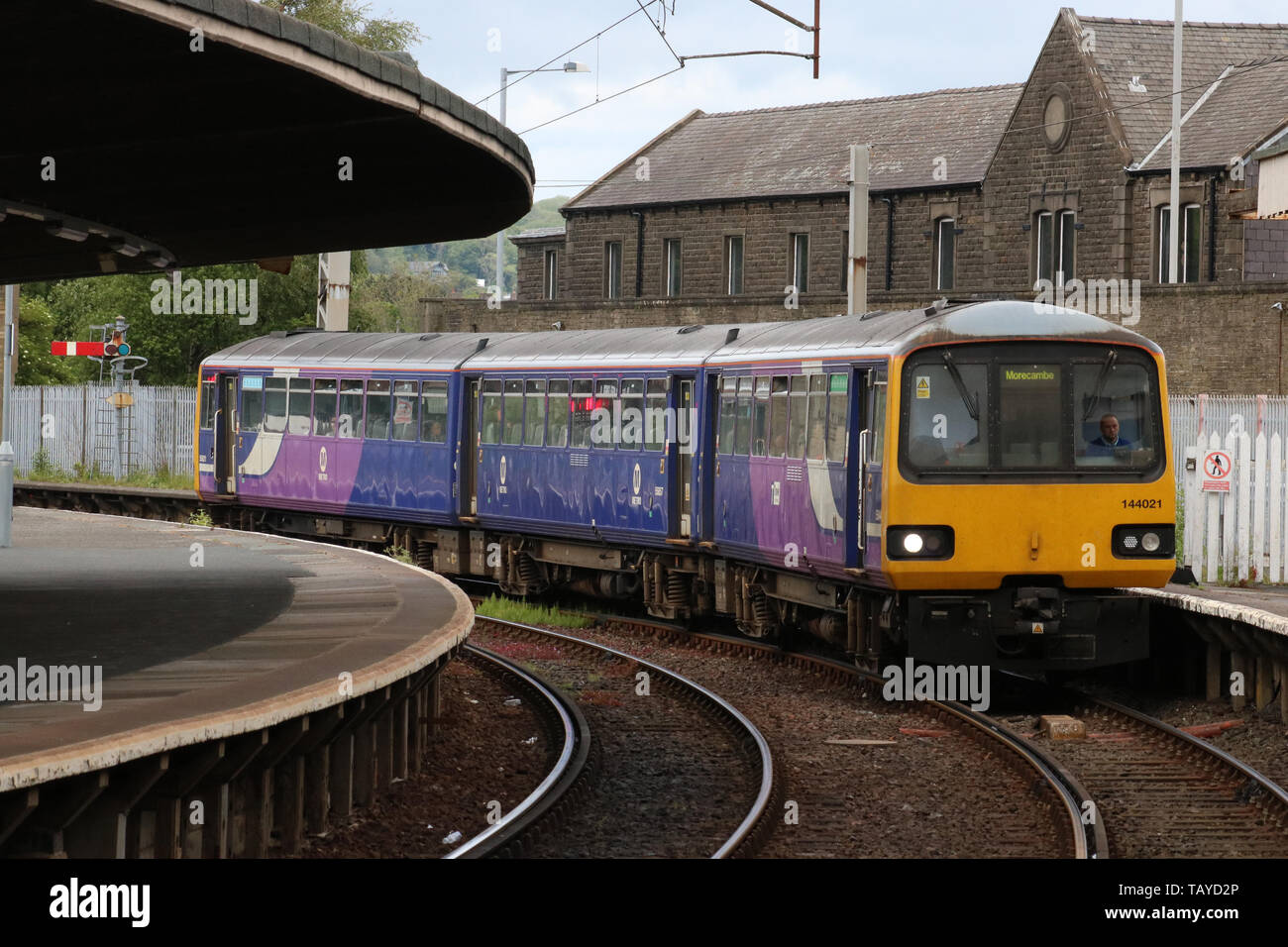 Class 144 pacer diesel multiple unit in Northern livery arriving at ...