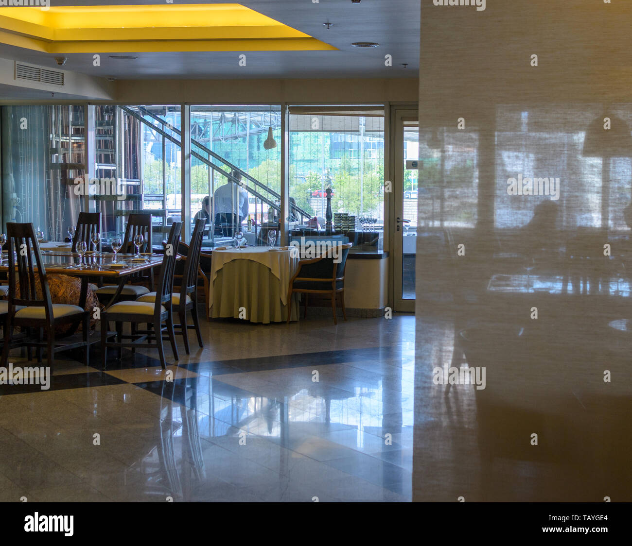Restaurant interior shot Stock Photo - Alamy