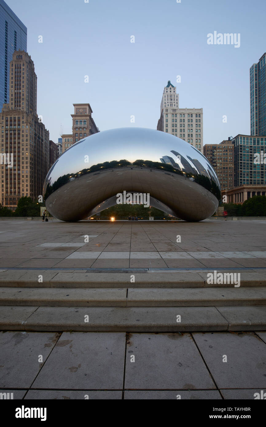 The sculpture Cloud Gate, also known as the Bean, at Millenium Park ...