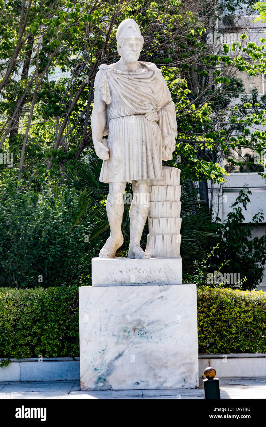Full body Statue of ancient Greek statesman Pericles Stock Photo - Alamy