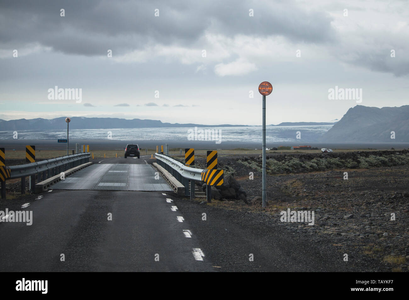 Pedestrian bridge over road hi-res stock photography and images - Alamy