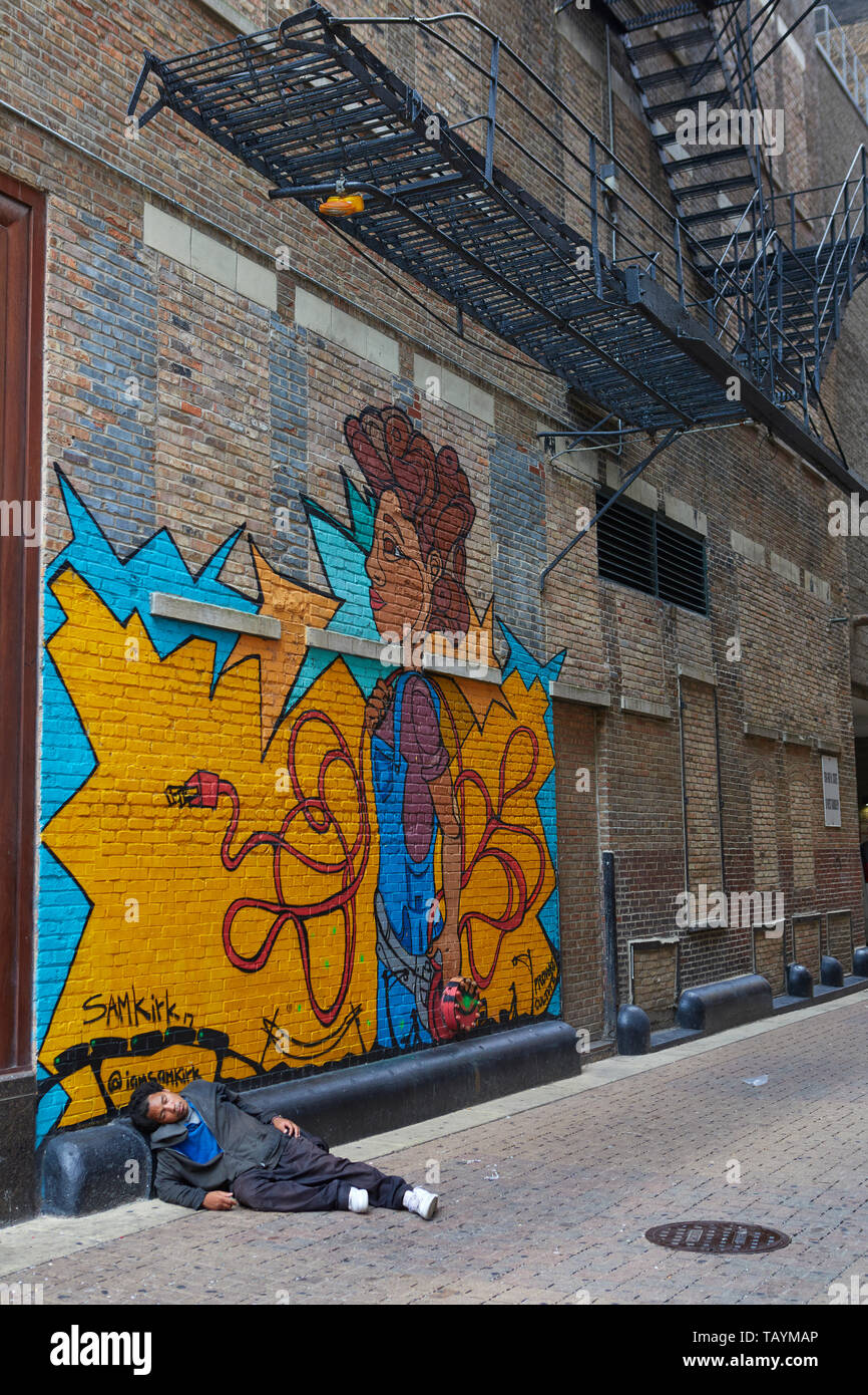 Chicago illinois homeless street hi-res stock photography and images ...