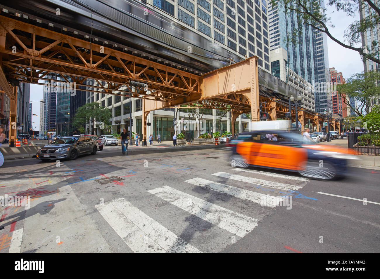 Chicago overhead CTA (City Transit Authority), subway train tracks ...