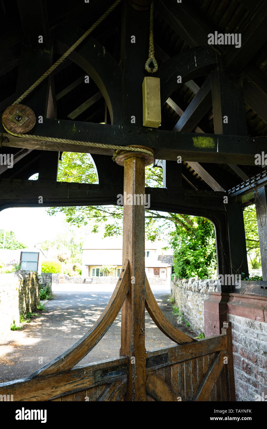 Rotating lichgate hi-res stock photography and images - Alamy