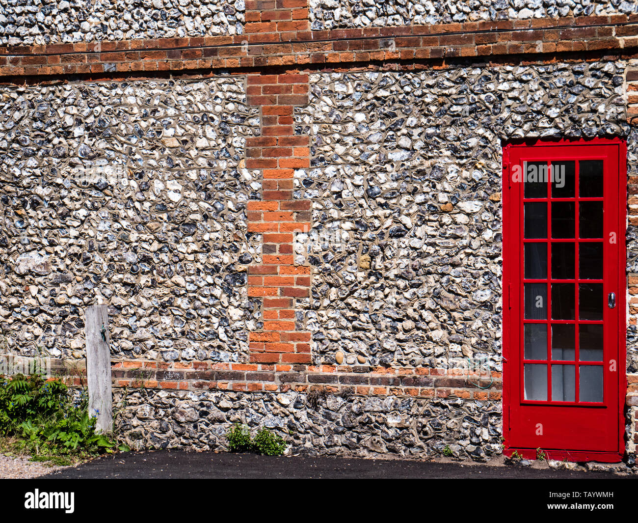 Red Door in Stone House, Hambleden Village, Buckinghamshire, England ...