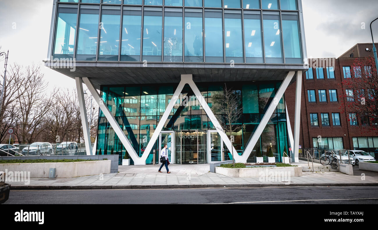 Google hq dublin hi-res stock photography and images - Alamy