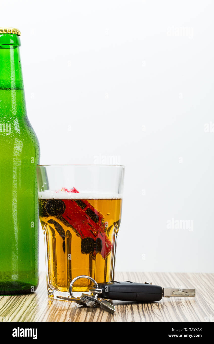 Alcohol and car keys Stock Photo - Alamy