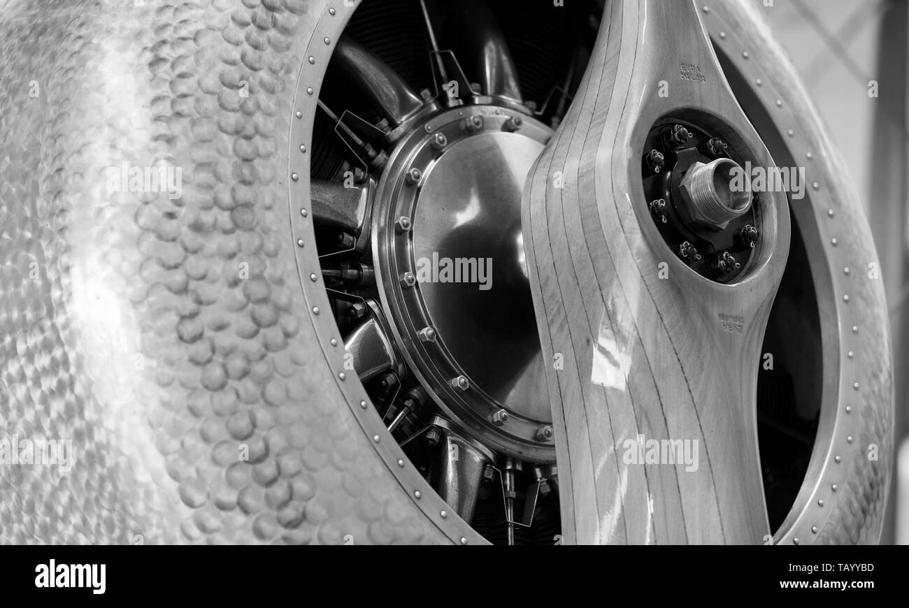 Sopwith Dove Biplane - Le Rhône 9C rotary engine Stock Photo - Alamy