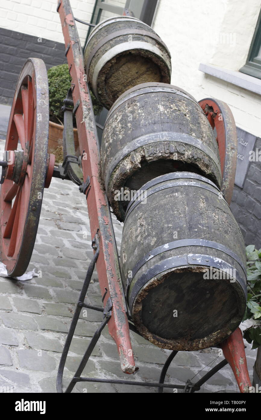 Three wheel transport hi-res stock photography and images - Alamy