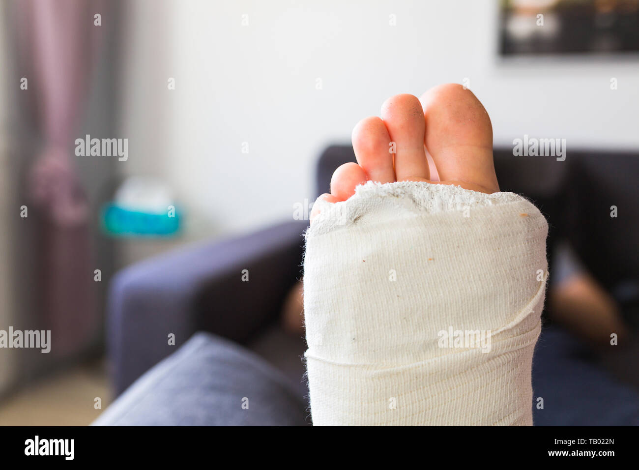 Man body cast hi-res stock photography and images - Alamy