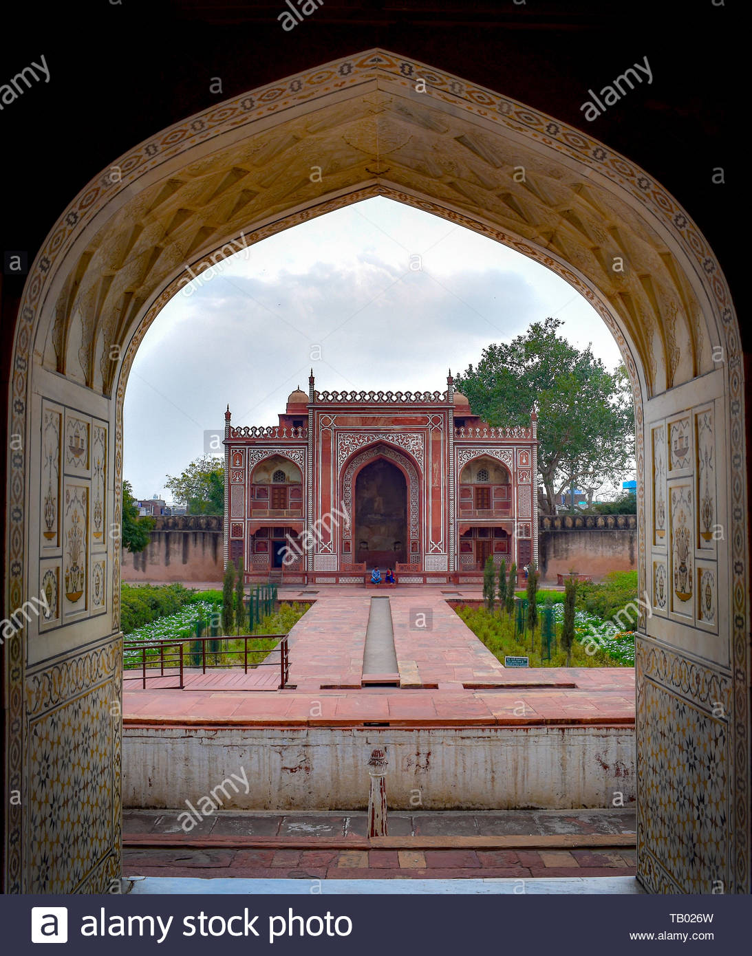 Dome Shaped Arch Stock Photos & Dome Shaped Arch Stock Images - Alamy