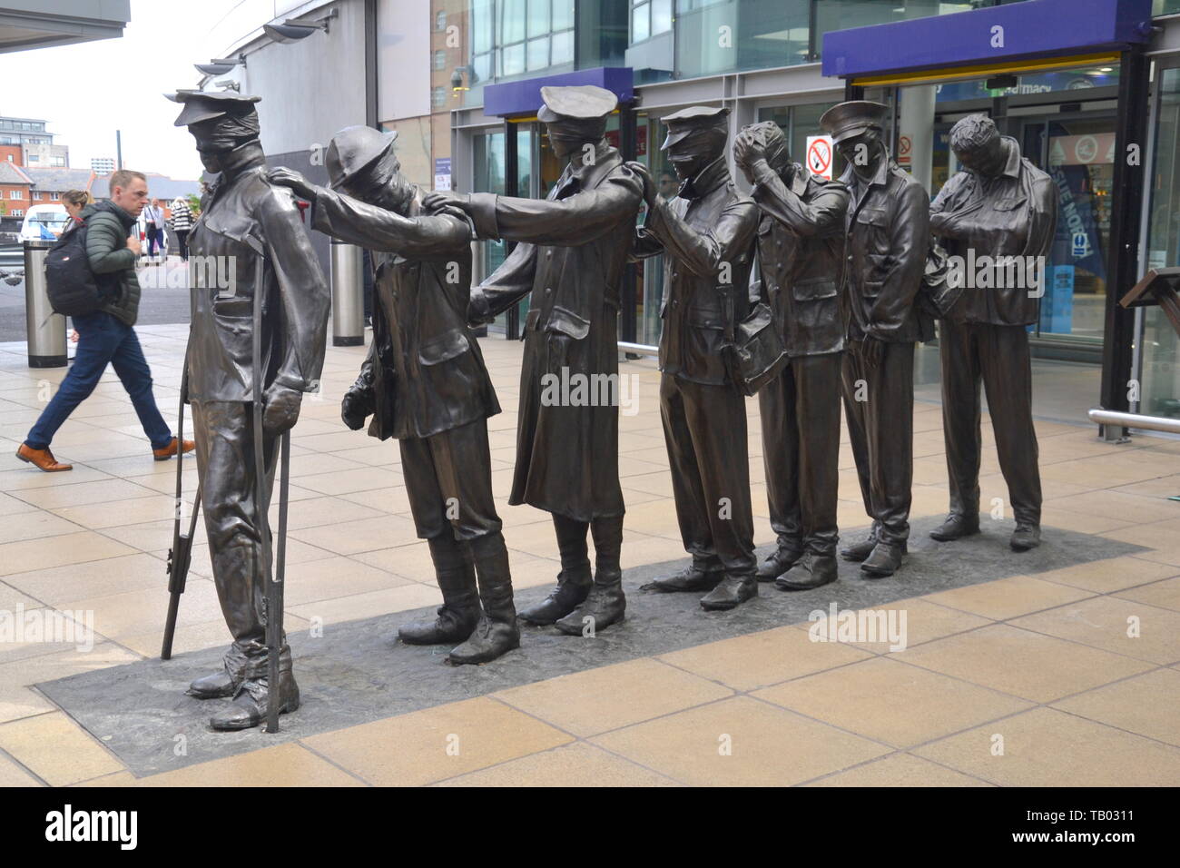 War memorial to blind soldiers hi-res stock photography and images - Alamy