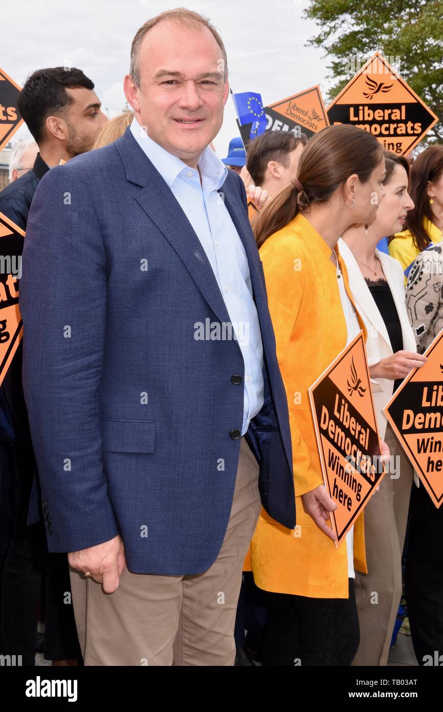 Lib dems ed davey hi-res stock photography and images - Alamy