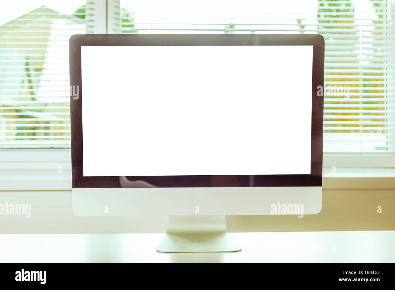 working table with computer Stock Photo - Alamy