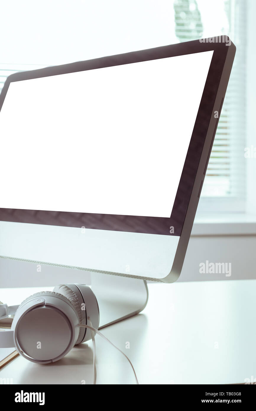 working table with computer Stock Photo - Alamy