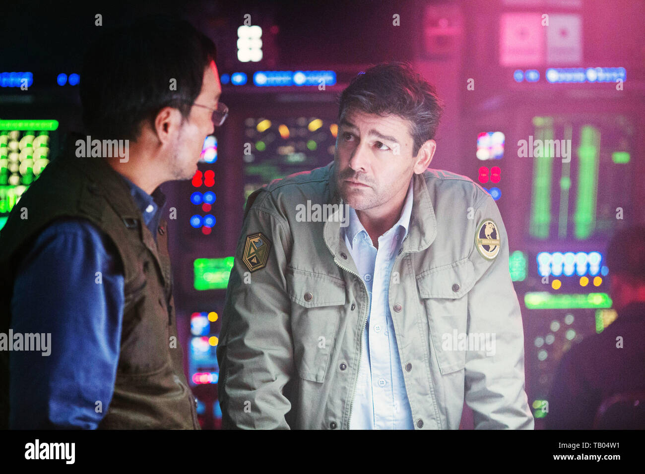 GODZILLA: KING OF THE MONSTERS, from left: Ken Watanabe, Kyle Chandler ...